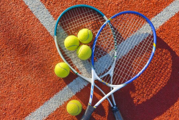 Breaking Down the Differences Between Tennis Rackets: Power vs. Control ...